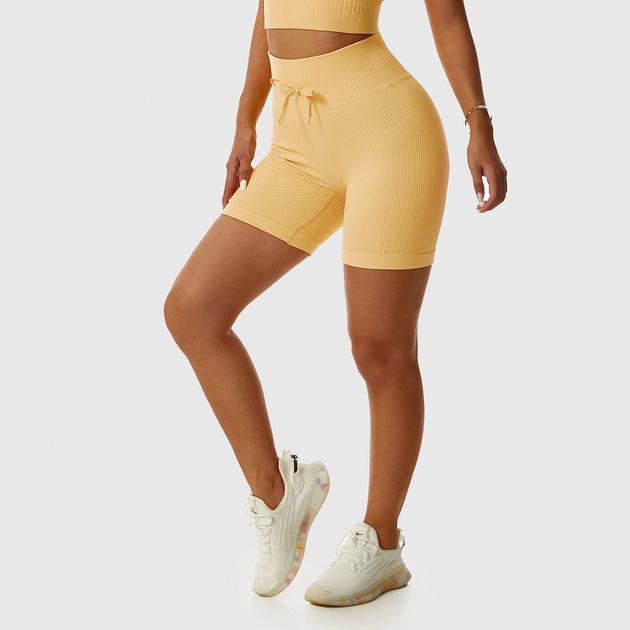 Elevate Your Workout Wardrobe: Explore Our Women's Fitness Apparel ...
